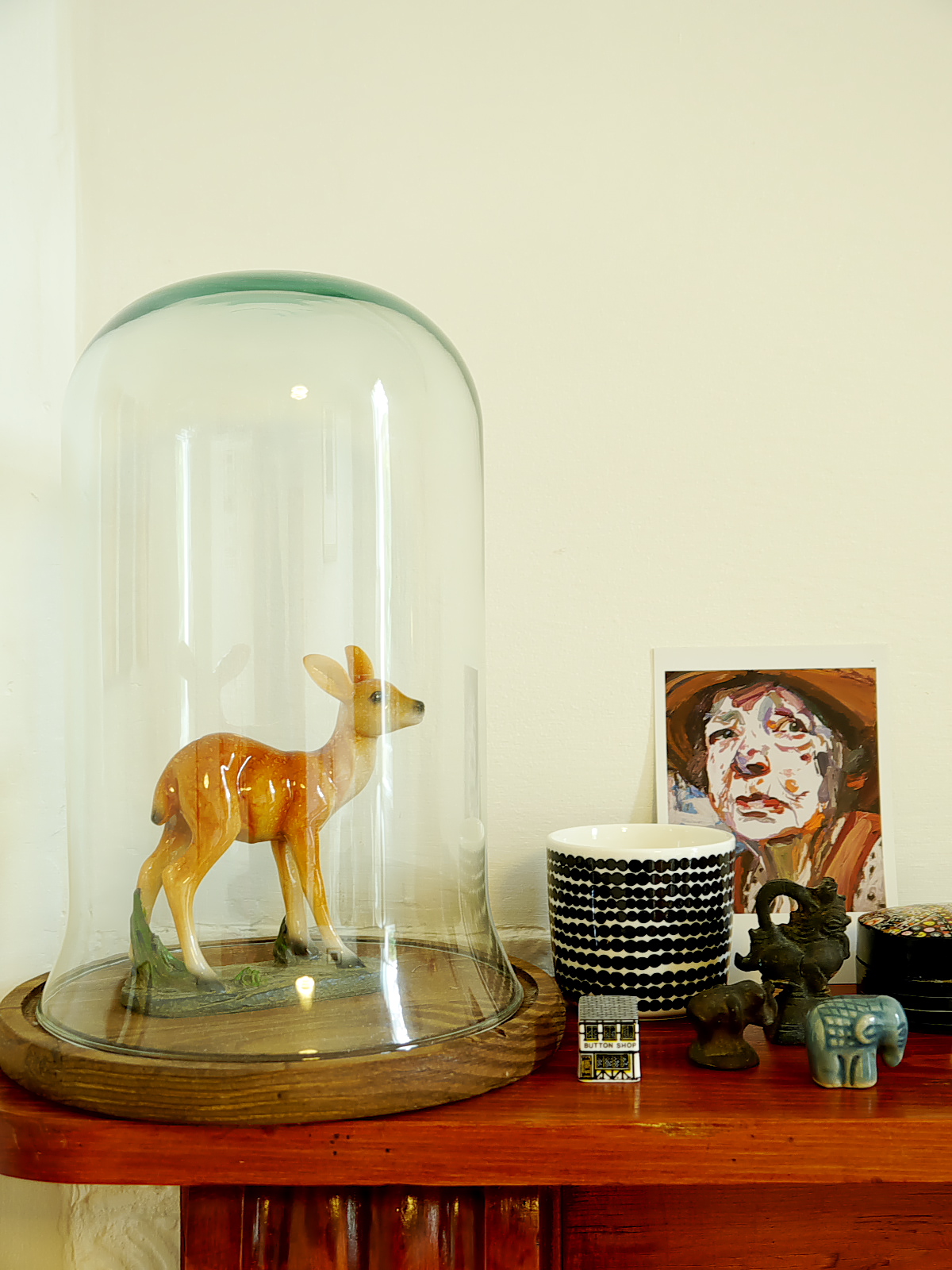 Room 29 – Rachel, Emma and Hettie’s lounge | The Room Illuminated