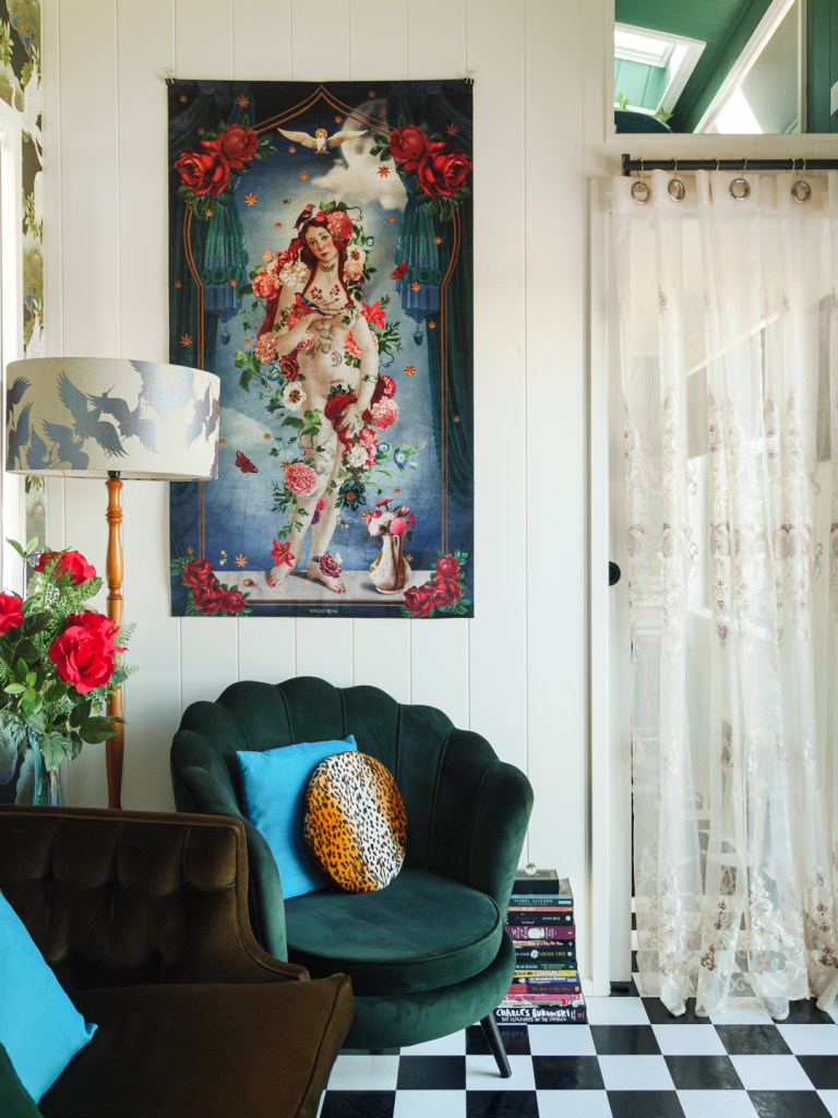Room 110 – Melanie O’Rourke’s Tiny House | The Room Illuminated